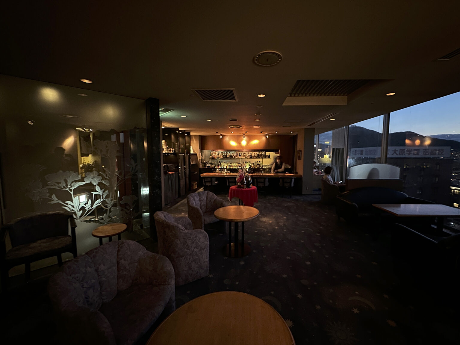 夕景が創り出す20分のマジックアワー【 Bar Twilight 函館駅前店】 - 〜函ノ湯〜 函館にどっぷり浸かって楽しむサイト